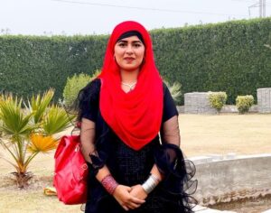 Aliza Sehar Biography (Age, Village, Husband) - SHOWBIZ247