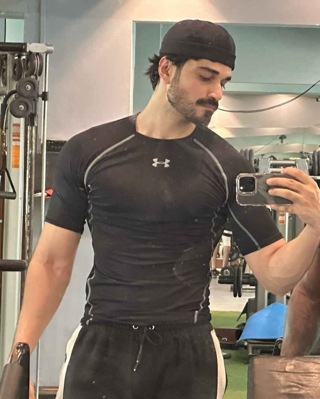 Sachal Afzal Biography(Age, Height, Wife, Net-worth) - SHOWBIZ247